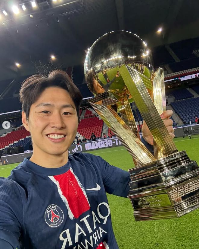 UCL·UEL·분데스리가 우승, 화려한 피날레 장식한 유럽파 ‘빅3’[유럽파 결산] : zum 뉴스