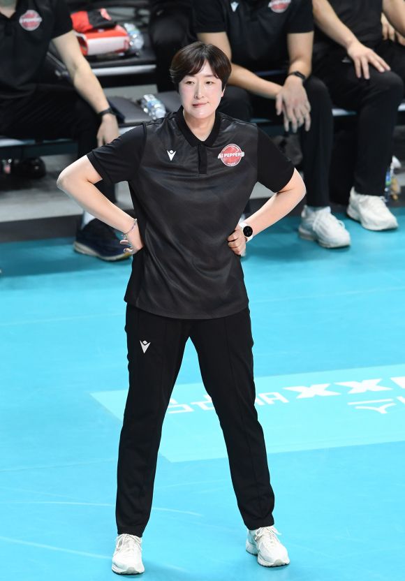 스테파니 와일러, 아시아쿼터 1순위로 페퍼행…IBK기업은행, 호주 출신 알리사 킨켈라 지명 : ZUM 뉴스