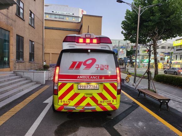 청주의 한 병원서 의료진 7명 SFTS ‘2차 감염’ : zum 뉴스