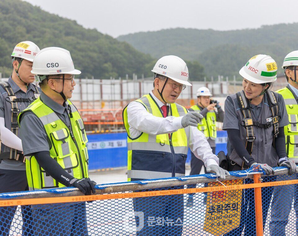 HDC현대산업개발, 장마·혹서기 대비 현장 안전 점검 실시 : zum 뉴스