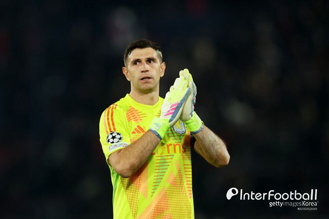 [UCL ISSUE] '모자 도발'의 엔딩은 킥오프 전부터 '욕설+야유' 폭발…팀은 1-3 역전패 : zum 뉴스