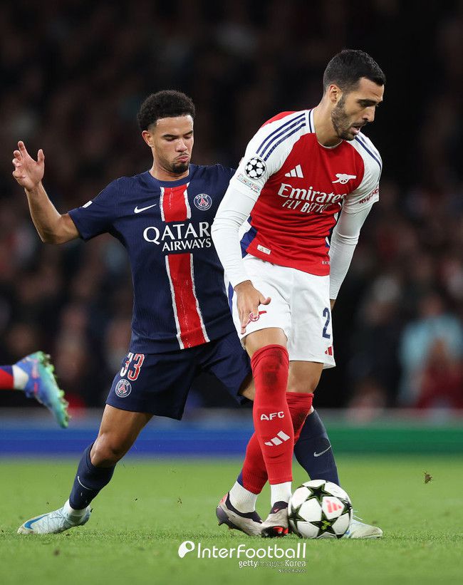 [승부예측] '운명의 4강 첫 대결…골 폭풍 예고된 빅매치' 4월30일(수) 04:00 UCL 4강 아스널 vs 파리 생제르맹 : zum 뉴스