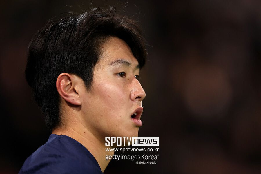 LEE 굿바이! 잘지내...난 EPL 주전 뛸게! '이강인 입단 동기' 충격 맨유 이적 확정 "5+1년 계약→이적료 880억" [오피셜] : zum 뉴스