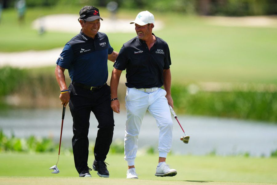 최경주, PGA 챔피언스투어 제임스 하디 인비테이셔널 준우승 : ZUM 뉴스