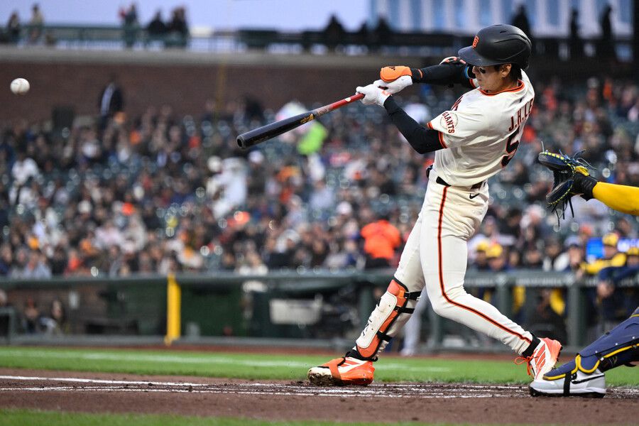 "전국구 스타 예감" 이라더니, 이정후는 3안타 쳤는데…MLB 랭킹 2위 특급 유망주 삼진만 3번 : ZUM 뉴스