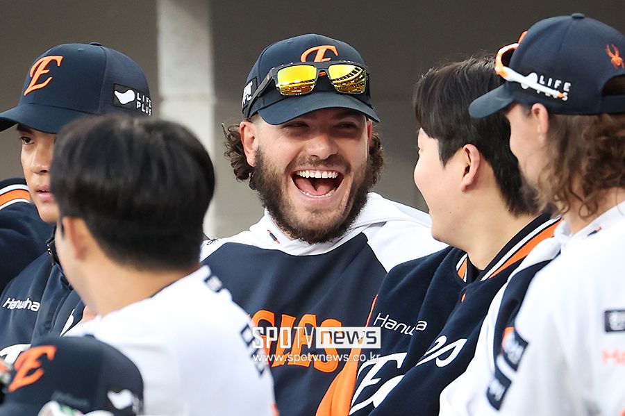 '한화-롯데 팬들 화력에 관심집중' KBO 올스타 팬 투표 '베스트 12' 후보 공개 : zum 뉴스