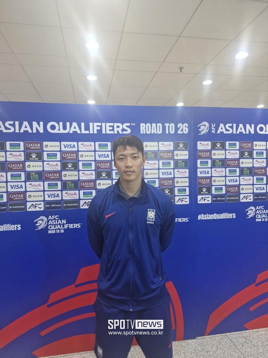 [SPO 현장] "너무 뛰고 싶었어요" PL에서의 마음 고생 털어놓은 황희찬 "뛸 수 없다면, 새로운 환경도 고려 중" 이적 가능성도 : zum 뉴스