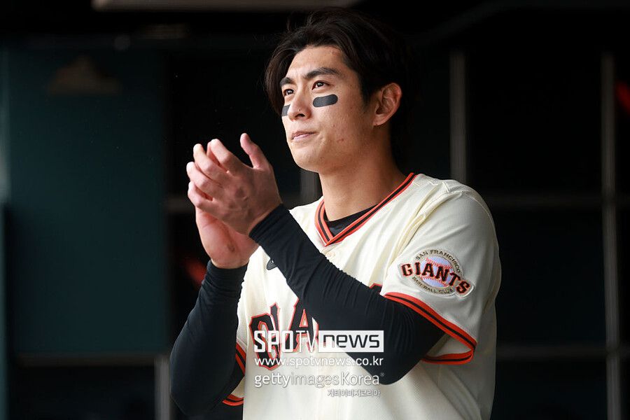 강정호도 이정후가 안타깝다… 결국 벌어둔 것 다 까먹었다, MLB 경력 중대 기로 넘길까 : zum 뉴스