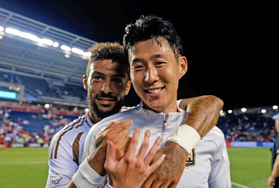 이런 '미친 한국인' 또 있을까…"토트넘 亞투어 2경기로 187억 수익"→LAFC 유니폼도 완판 "기량과 상품성 모두 최고 수준" : zum 뉴스