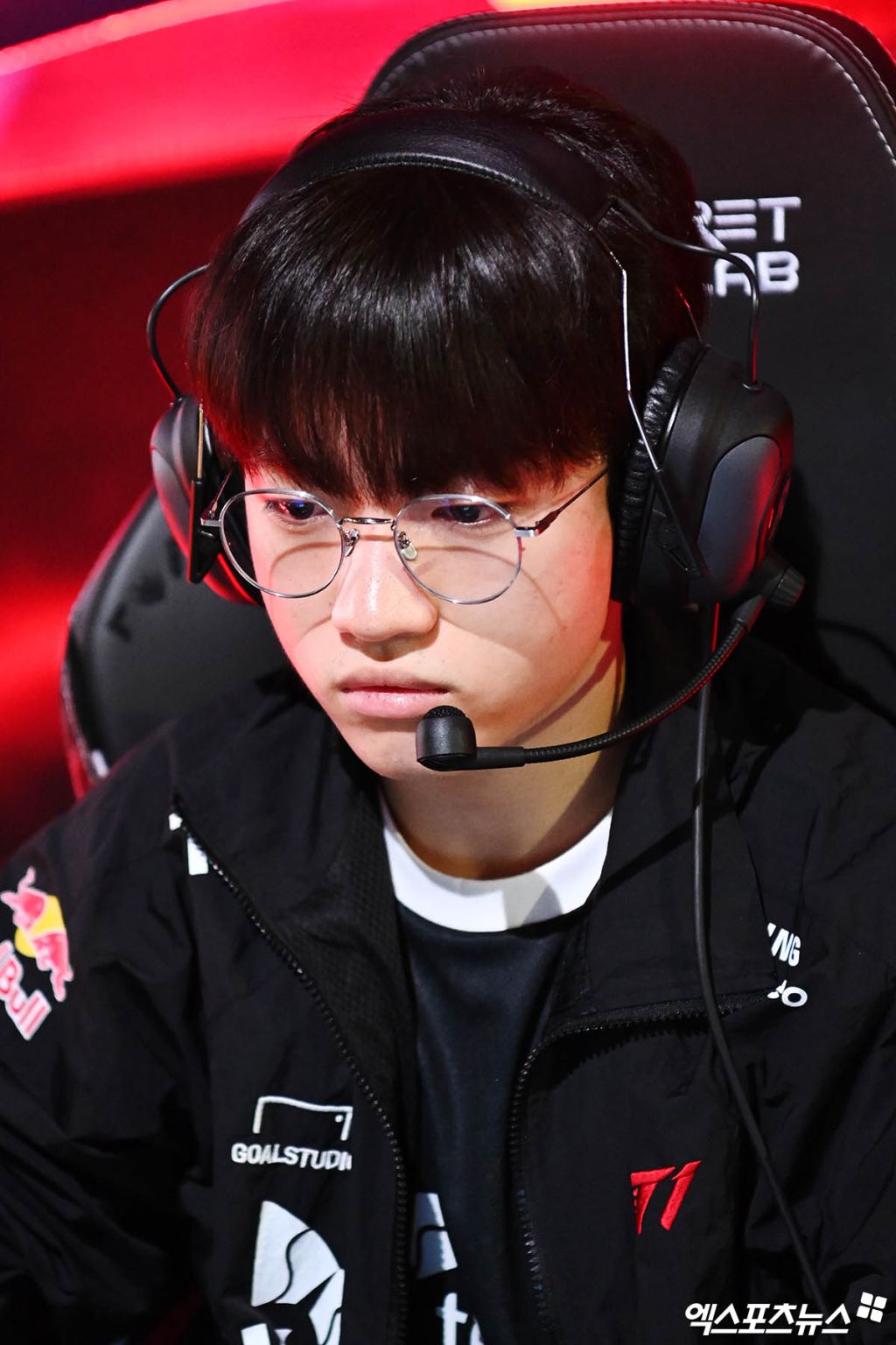 '케리아의 명품 애쉬!' T1, 완벽한 경기력으로 kt 제압…2승 달성 [LCK] : ZUM 뉴스