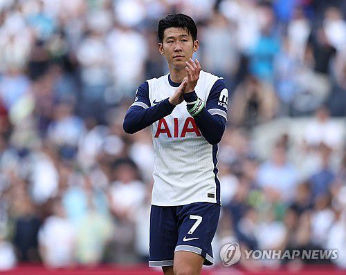 '주장 박탈+방출 위기' SON, 토트넘 역대 최고의 도우미 된다...토트넘 역대 도움 2위+EPL 역대 18위 : zum 뉴스