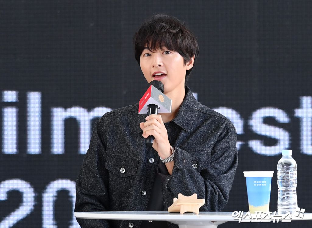 '보고타' 송중기 "스페인 욕 제일 많이 배워, 더 리얼하게 하라고" (종합)[BIFF 2024] : zum 뉴스