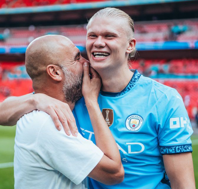 '연봉도 괴물' 홀란, 9.5년 5000억 핵폭탄급 재계약→"EPL 최초 주당 9억 수령" : ZUM 뉴스