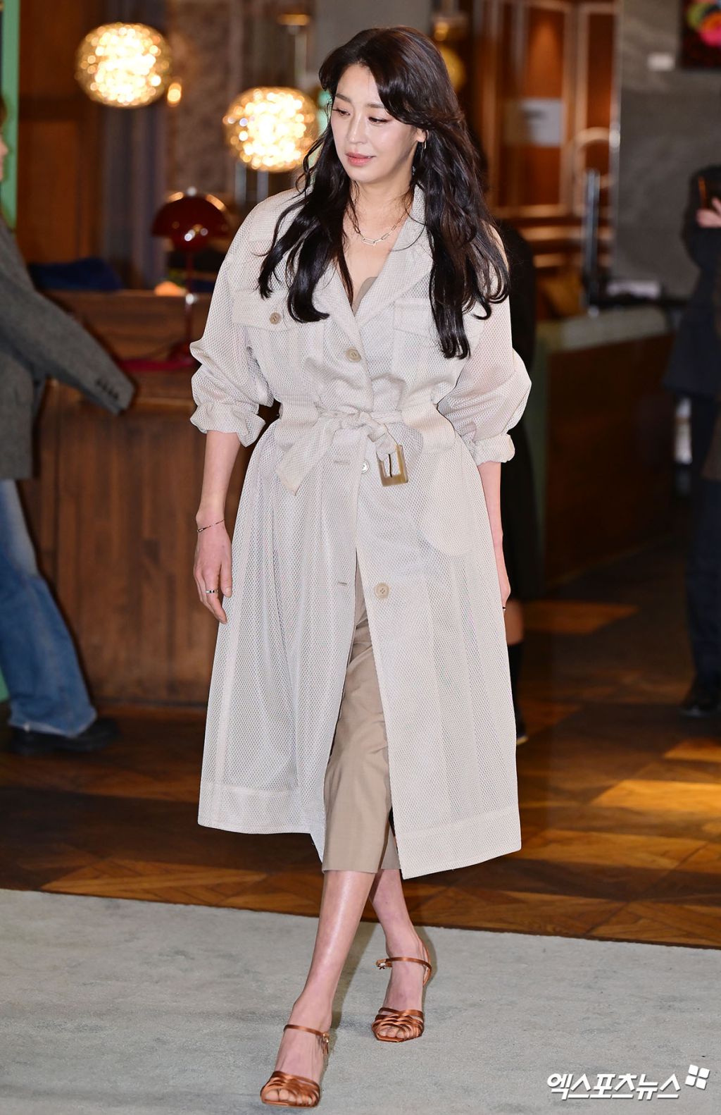 한고은 '화려한 등장'[엑's HD포토] : ZUM 뉴스