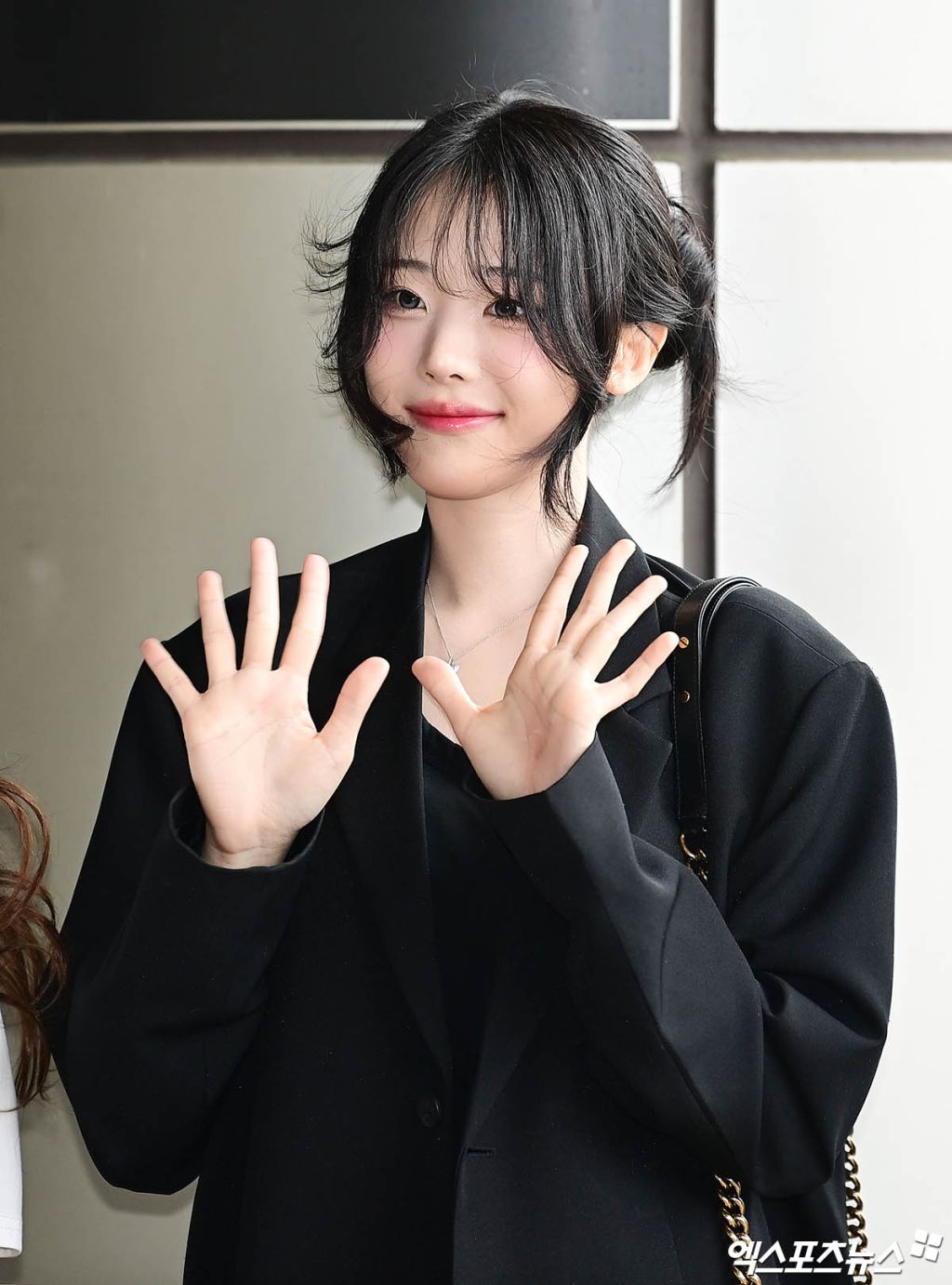 QWER 히나 '짙은 레드립'[엑's HD포토] : ZUM 뉴스