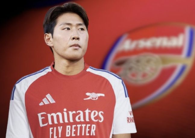 이강인 '韓 역대 최초' 역사 만들고→명문 구단 간다…EPL 러브콜 "감독+디렉터 모두 원해" : ZUM 뉴스