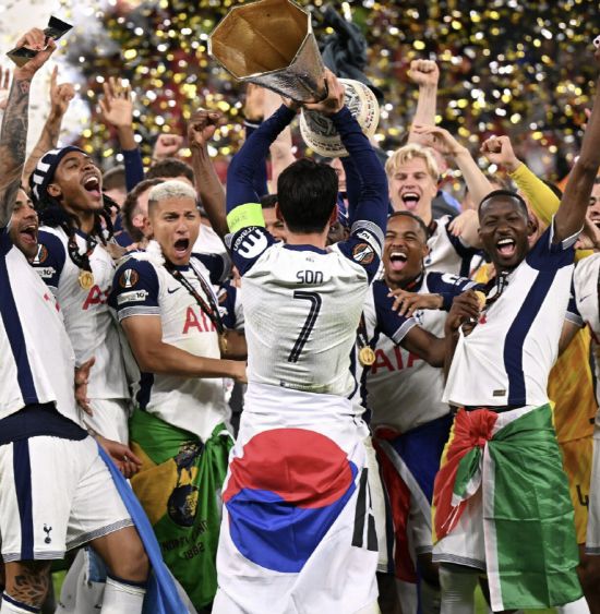 Son Heung-min: Tottenham's London Winner Parade | Zum News - NewsyList