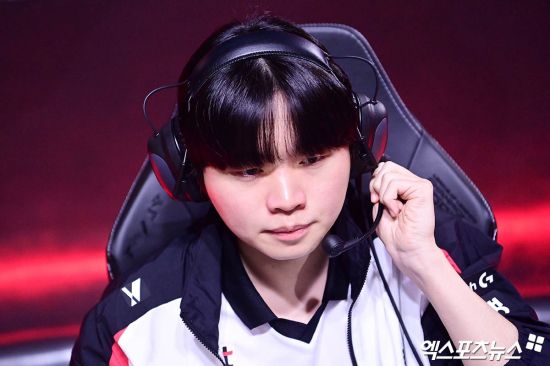 '롤러코스터 상승!'…KT, 세트스코어 2대1로 NS 제압 (LCK) : ZUM 뉴스