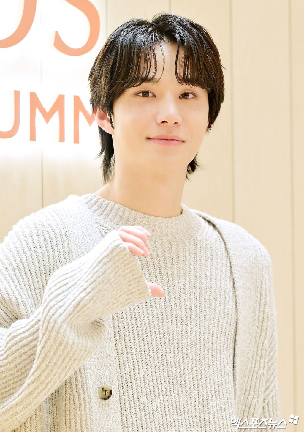 NCT 정우 ‘반 쪽 하트 채워주세요’[엑's HD포토] : ZUM 뉴스