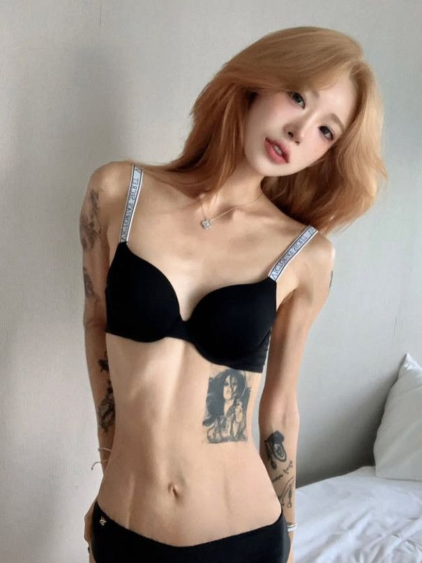 '170cm 41kg' 최준희, 갈비뼈 다보여…"없는 가슴도 만들어 줌" : zum 뉴스