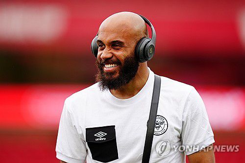 '토트넘 안 가요' EPL 20골 FW, 맨유 입단 위해 UCL 거절…"브렌트퍼드에 OT 원한다고 통보" : zum 뉴스