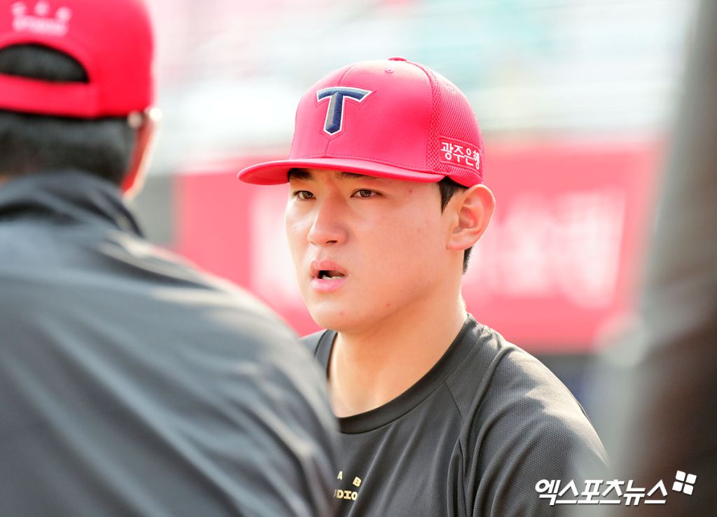 '18년 만에' 다시 올스타 뽑히다니, '16회 선정' 최다 신기록도 나왔다…KBO 30일 올스타전 감독 추천 선수 선정 [공식 발표] : zum 뉴스