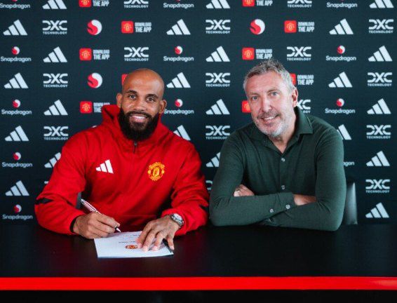 '토트넘 안 가요' EPL 20골 FW, 이적료 1300억 맨유 입성…5+1년 계약→"드림클럽에 합류해야 했다" : zum 뉴스