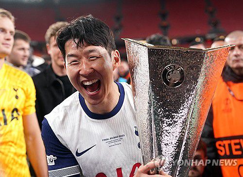 1425억 포기! 손흥민 미국 간다, 'BBC급 폭로'…"슈퍼스타 SON, MLS 최고의 영입 될 것" LA FC 러브콜→"몇 주 내 이적 성사" : zum 뉴스