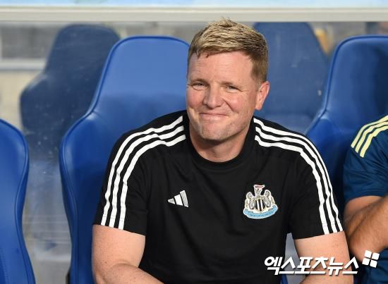 "손흥민은 EPL 레전드! 속도+드리블+골에 대한 열망, 최고의 공격수였다"…SON 만나 '15경기 7실점', 뉴캐슬 감독의 뜨거운 헌사 [여의도 현장] : zum 뉴스