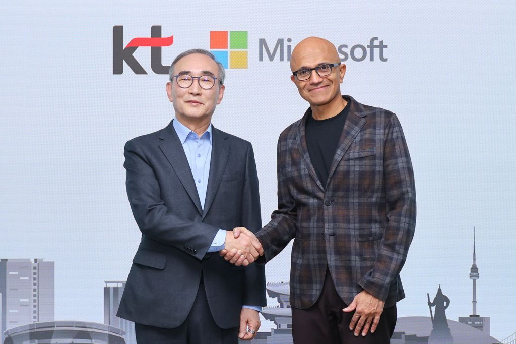 KT-MS “국내 산업계 AI 전환 본격화… 교육센터 설립” : zum 뉴스