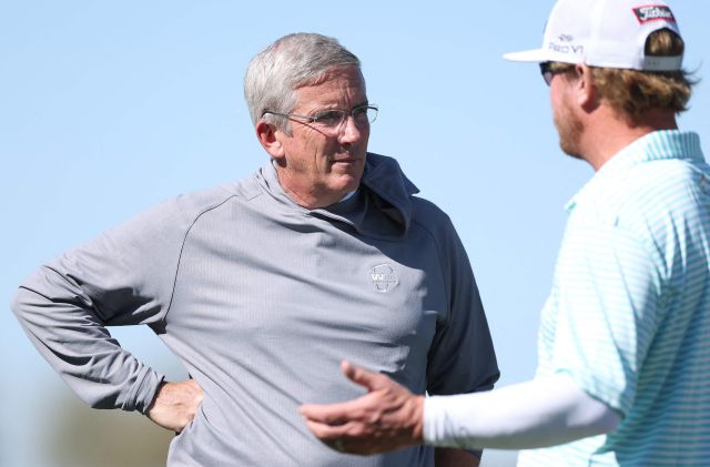 PGA 수장, LIV 골프와의 통합 논의 마무리 어려움 토로 : ZUM 뉴스