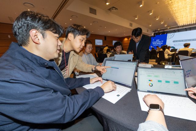 KT, MZ 직원이 AI 전환 앞장선다···전담 TF 구성 : zum 뉴스