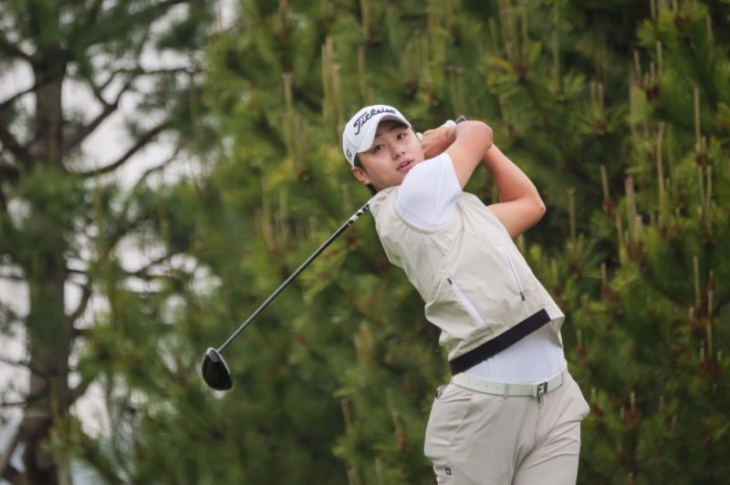 노보기 플레이 펼친 백무곤, ‘KPGA 챌린지투어 7회 대회’서 프로 데뷔 첫 우승 : zum 뉴스