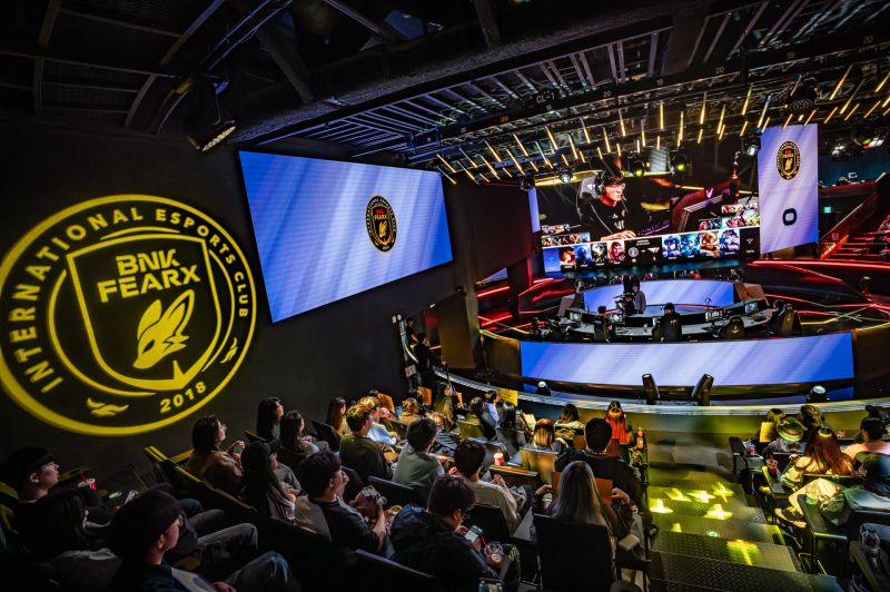 ‘빅라’ 뺀 BNK, ‘꼴찌’ DN 꺾고 5연패 탈출 [쿠키 현장] : zum 뉴스