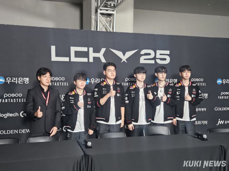 ‘LCK 3500킬 달성’ 이상혁 “많은 분 축하 감사하다” [쿠키인터뷰] : zum 뉴스