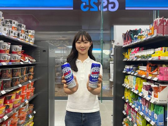 GS25 ‘얼박사’ 출시 한 달 만 에너지음료 1위 “100만캔 돌파” : zum 뉴스