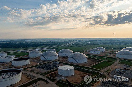 국제유가 급락세…WTI 4년만에 배럴당 60달러 아래로 : ZUM 뉴스