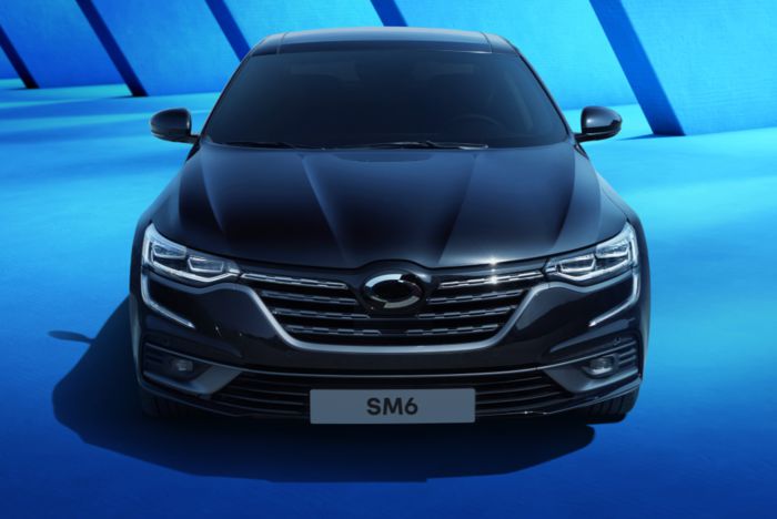 르노코리아 'SM6' 역사 속으로…'오로라2' 내년 상반기 출시 : ZUM 뉴스