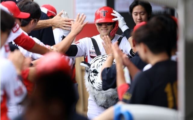 '제2 이종범' 김도영 전반기 20-20 달성!...KBO 7번째 3-30-30 도전!! : ZUM 뉴스