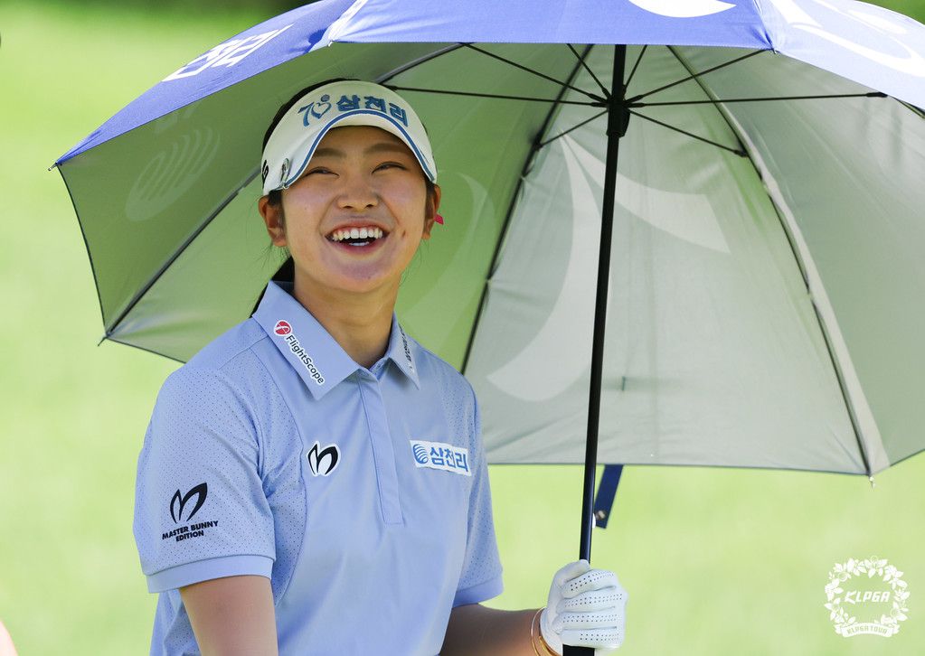 [KLPGA] 유현조, KB금융 스타챔피언십 2R 단독 선두…타이틀 방어 청신호 : zum 뉴스