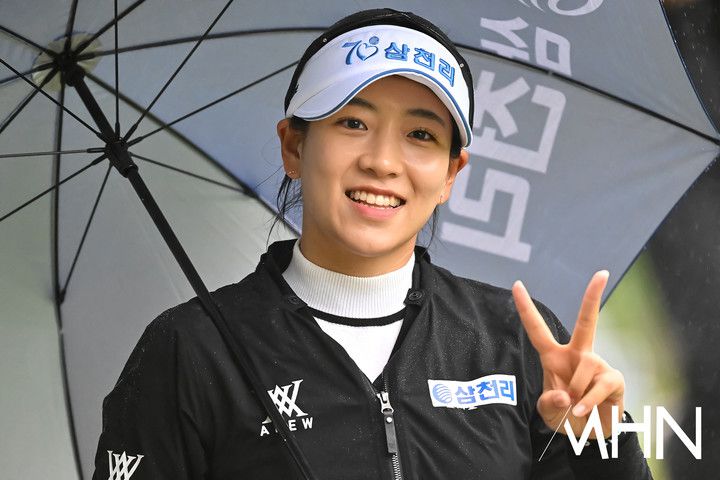 [mhn포토] 이재윤, 즐거운 브이 : ZUM 뉴스