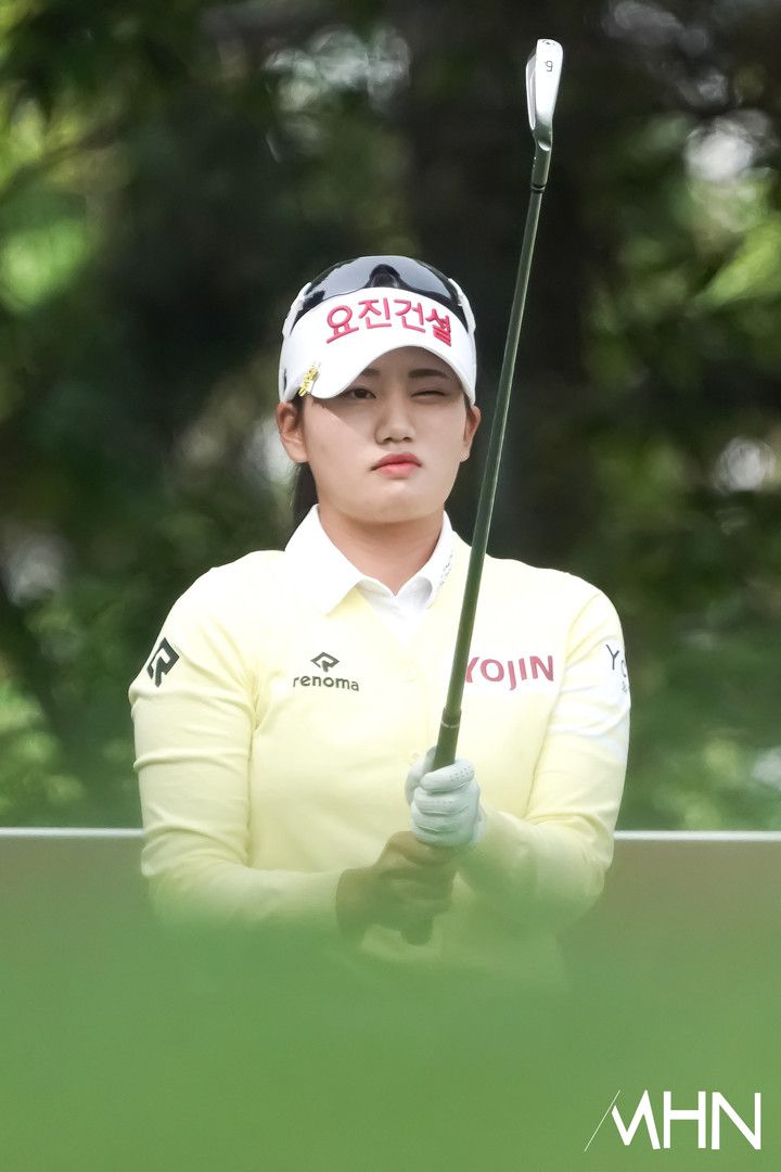 [mhn포토] 노승희, 우승 정조준 : ZUM 뉴스