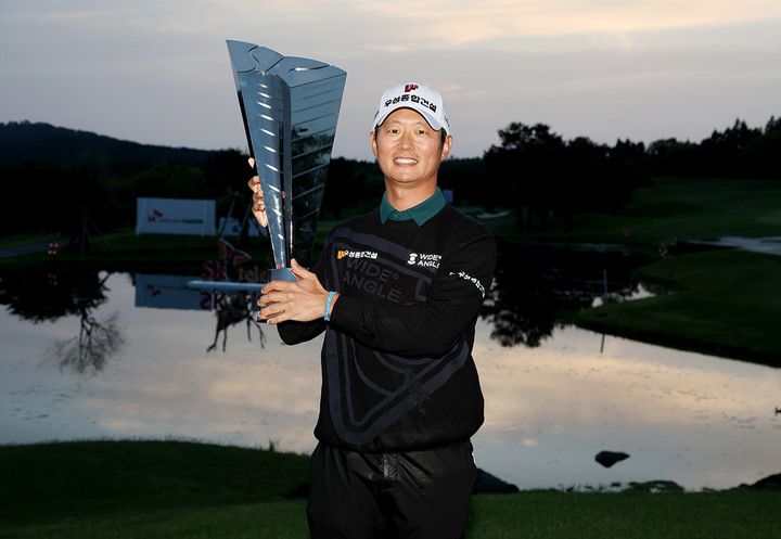 "고향에서 시즌 2승 노리겠다"..'부산 사나이' 엄재웅, KPGA 2025시즌 첫 다승 도전 : zum 뉴스