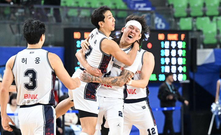 '허훈 28득점' KCC, 연장 접전 끝 한국가스공사 꺾고 2연승→3위 도약...소노는 DB 격파 : zum 뉴스