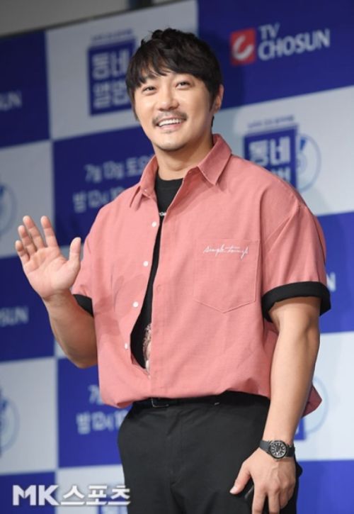 KCM, 10년간 숨긴 가족 이야기…13세·3세 두 딸 아빠였다 : ZUM 뉴스