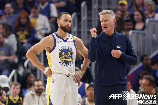 “나흘 휴식, 아주 중요해” 7번 시드 결정전 나서는 커 GSW 감독의 각오 [현장인터뷰] : zum 뉴스