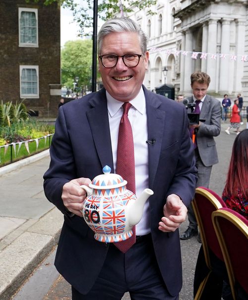 트럼프 덕분에 이런 일도…3년이나 끌어온 영국-인도 FTA, 결국 체결 : ZUM 뉴스