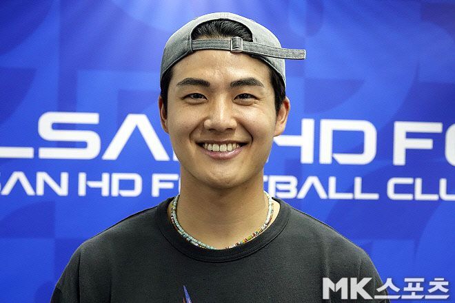 ‘국가대표 풀백’ 설영우, 잉글랜드 무대 입성하나···“EPL 승격 노리는 셰필드 관심 받고 있어”···“이적료가 관건” : zum 뉴스