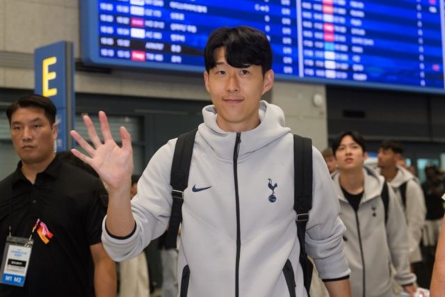 ‘MLS 연봉 2위·연간 121억 ↑’ 손흥민 품을 LAFC, SON 대우 확실히 한다···“연봉 1위 메시보단 적지만 3위 부스케츠보단 높다” : zum 뉴스