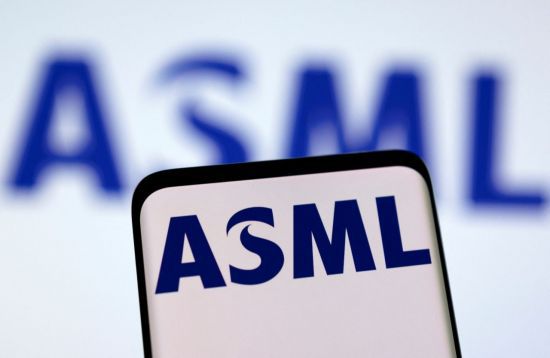네덜란드, 美 압박에도 "ASML 등 자국 경제적 이익 지킬 것" : zum 뉴스